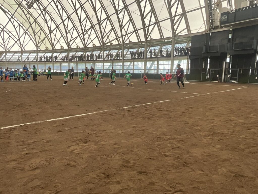 【事業報告】JFAキッズ（U-6）サッカーフェスティバル 2025 あおもり in つがる克雪ドーム - 一般社団法人 青森県サッカー協会